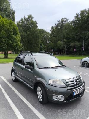 Green Citroen C3 2007 in Riga, with an engine capacity of 1.60 L and mileage of 160 thousand km for 900 €, photo 3 on AUTOMOTO.COM.LV