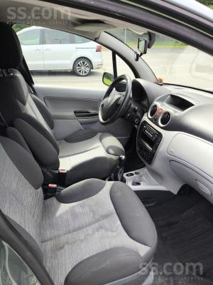 Green Citroen C3 2007 in Riga, with an engine capacity of 1.60 L and mileage of 160 thousand km for 900 €, photo 8 on AUTOMOTO.COM.LV