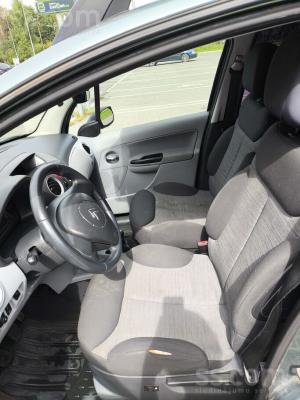 Green Citroen C3 2007 in Riga, with an engine capacity of 1.60 L and mileage of 160 thousand km for 900 €, photo 10 on AUTOMOTO.COM.LV