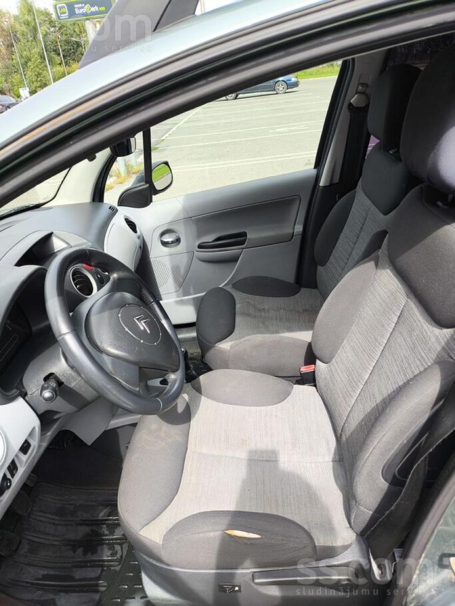 Green Citroen C3 2007 in Riga, with an engine capacity of 1.60 L and mileage of 160 thousand km for 900 €, photo 10 on AUTOMOTO.COM.LV