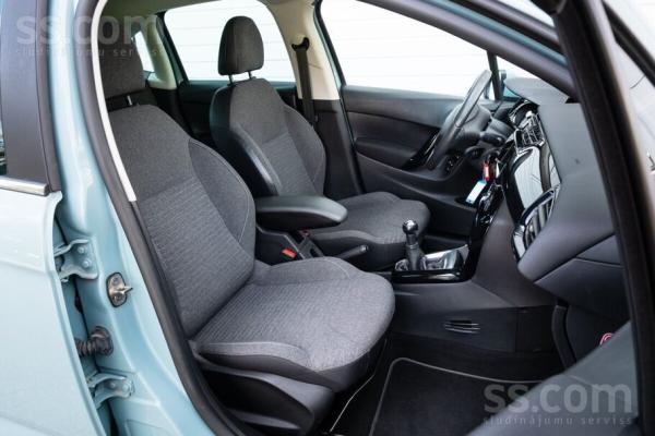 Green Citroen C3 2016 in Riga, with an engine capacity of 1.60 L and mileage of 69 thousand km for 6950 €, photo 7 on AUTOMOTO.COM.LV