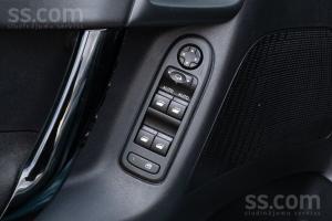 Green Citroen C3 2016 in Riga, with an engine capacity of 1.60 L and mileage of 69 thousand km for 6350 €, photo 15 on AUTOMOTO.COM.LV