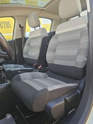 Zaļš Citroen C3 2017 Šauļi, ar dzinēja tilpumu 1.20 L un nobraukumu 196 tūkst. km par 4950 €, foto 14 vietnē AUTOMOTO.COM.LV