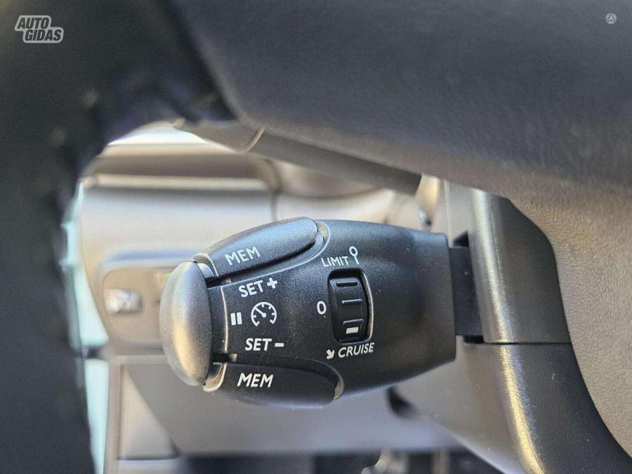 Zaļš Citroen C3 2017 Šauļi, ar dzinēja tilpumu 1.20 L un nobraukumu 196 tūkst. km par 4950 €, foto 23 vietnē AUTOMOTO.COM.LV