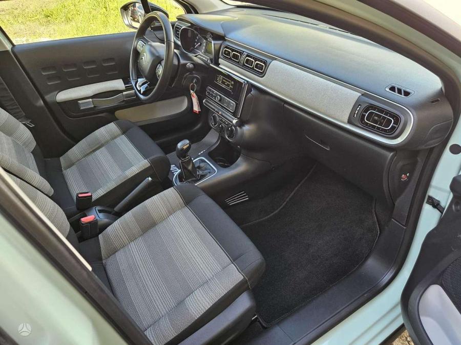 Green Citroen C3 2017 in Siauliai, with an engine capacity of 1.20 L and mileage of 196 thousand km for 4950 €, photo 14 on AUTOMOTO.COM.LV