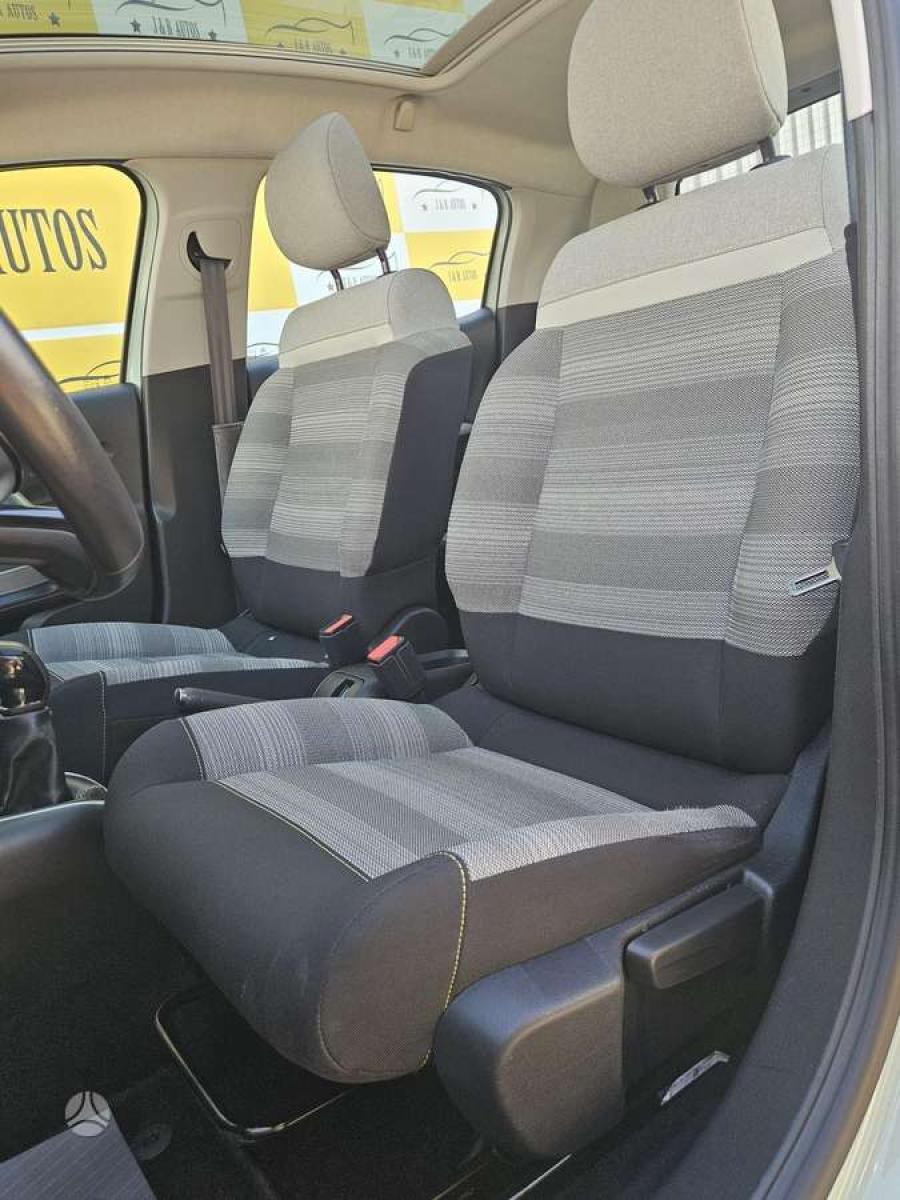 Green Citroen C3 2017 in Siauliai, with an engine capacity of 1.20 L and mileage of 196 thousand km for 4950 €, photo 16 on AUTOMOTO.COM.LV