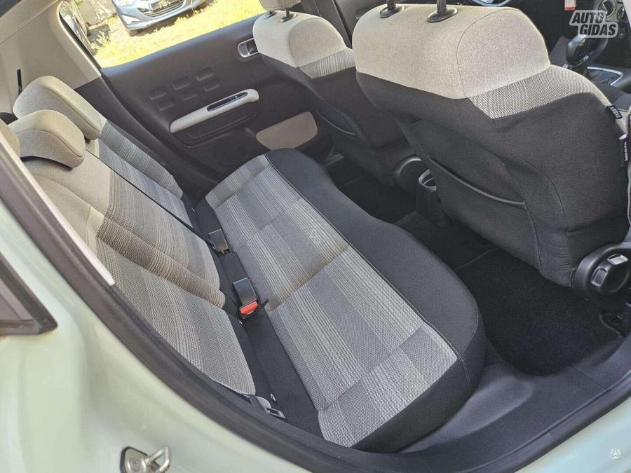 Zaļš Citroen C3 2017 Šauļi, ar dzinēja tilpumu 1.20 L un nobraukumu 196 tūkst. km par 4950 €, foto 19 vietnē AUTOMOTO.COM.LV