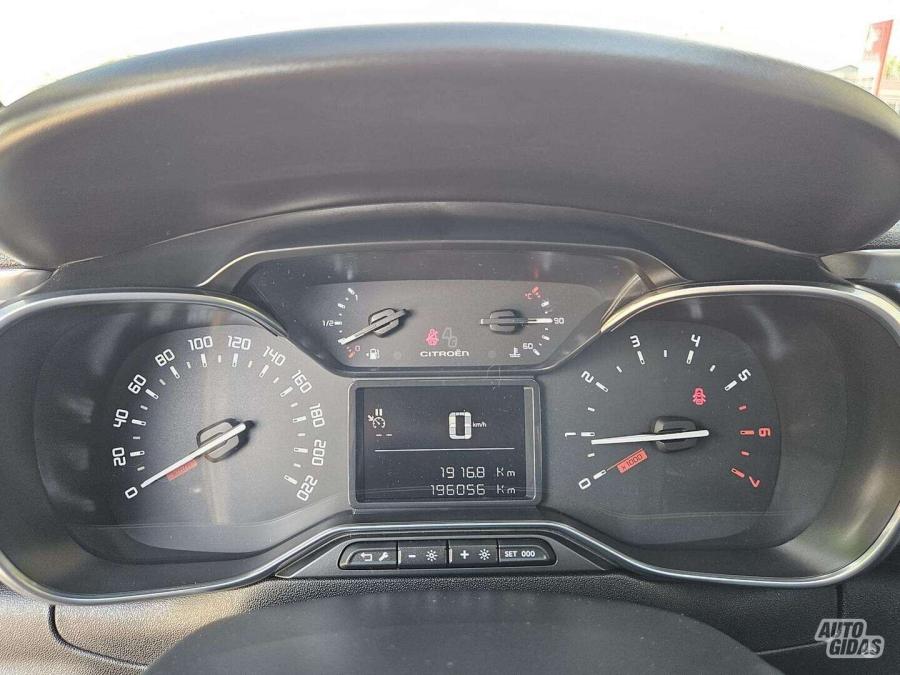 Zaļš Citroen C3 2017 Šauļi, ar dzinēja tilpumu 1.20 L un nobraukumu 196 tūkst. km par 4950 €, foto 25 vietnē AUTOMOTO.COM.LV