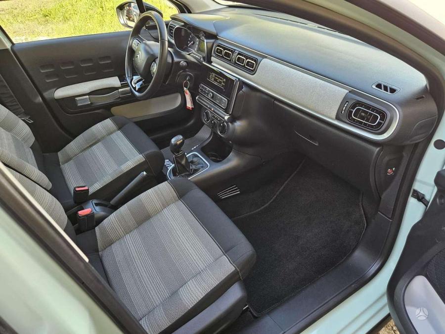 Green Citroen C3 2017 in Siauliai, with an engine capacity of 1.20 L and mileage of 196 thousand km for 4950 €, photo 16 on AUTOMOTO.COM.LV