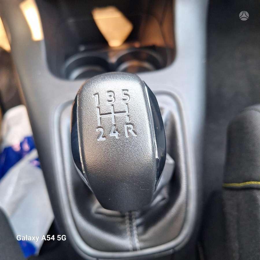 Green Citroen C3 2020 in Taurage, with an engine capacity of 1.50 L and mileage of 111 thousand km for 6900 €, photo 10 on AUTOMOTO.COM.LV