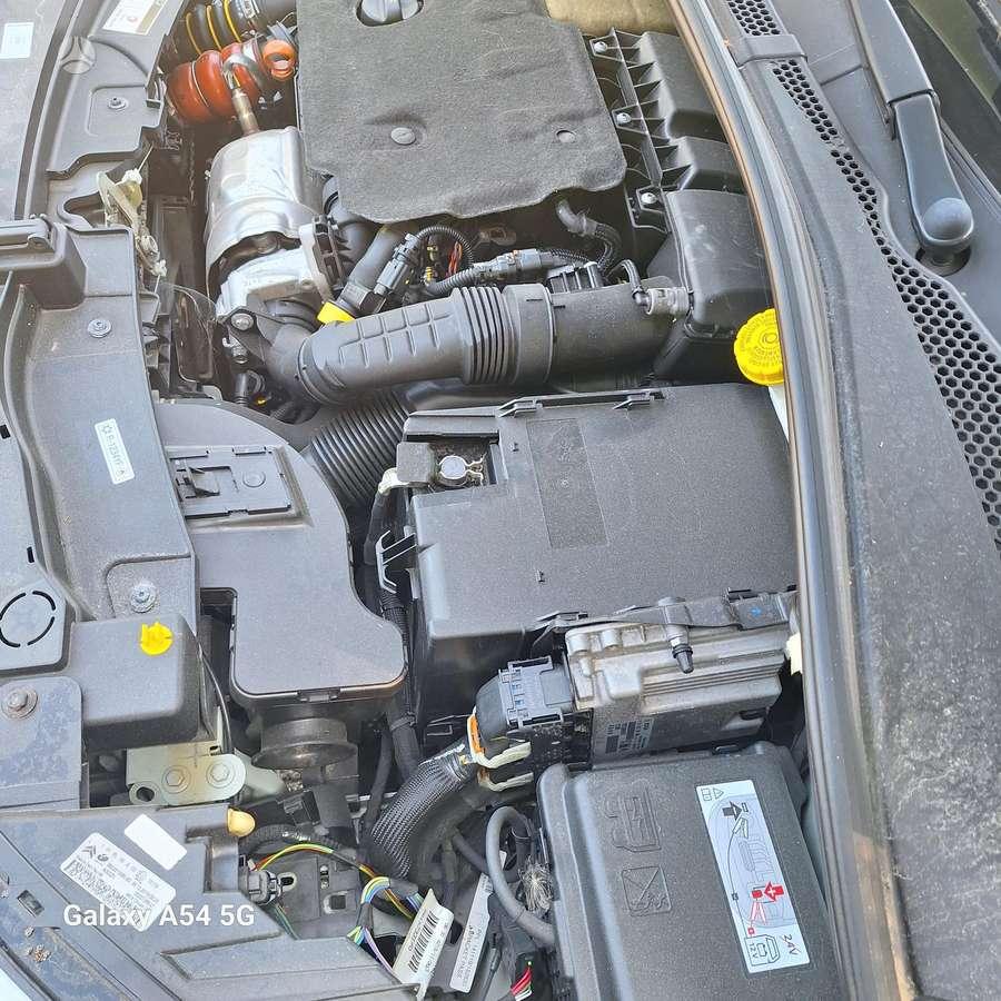 Green Citroen C3 2020 in Taurage, with an engine capacity of 1.50 L and mileage of 111 thousand km for 6900 €, photo 16 on AUTOMOTO.COM.LV