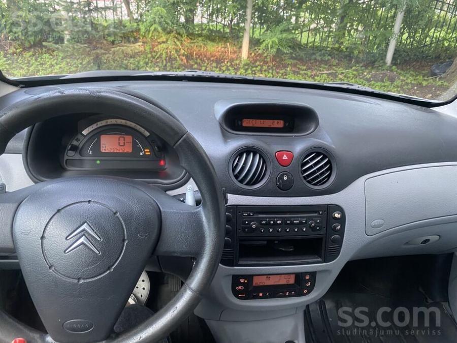 Pelēks Citroen C3 2004 Rīga, ar dzinēja tilpumu 1.60 L un nobraukumu 0 tūkst. km par 680 €, foto 9 vietnē AUTOMOTO.COM.LV