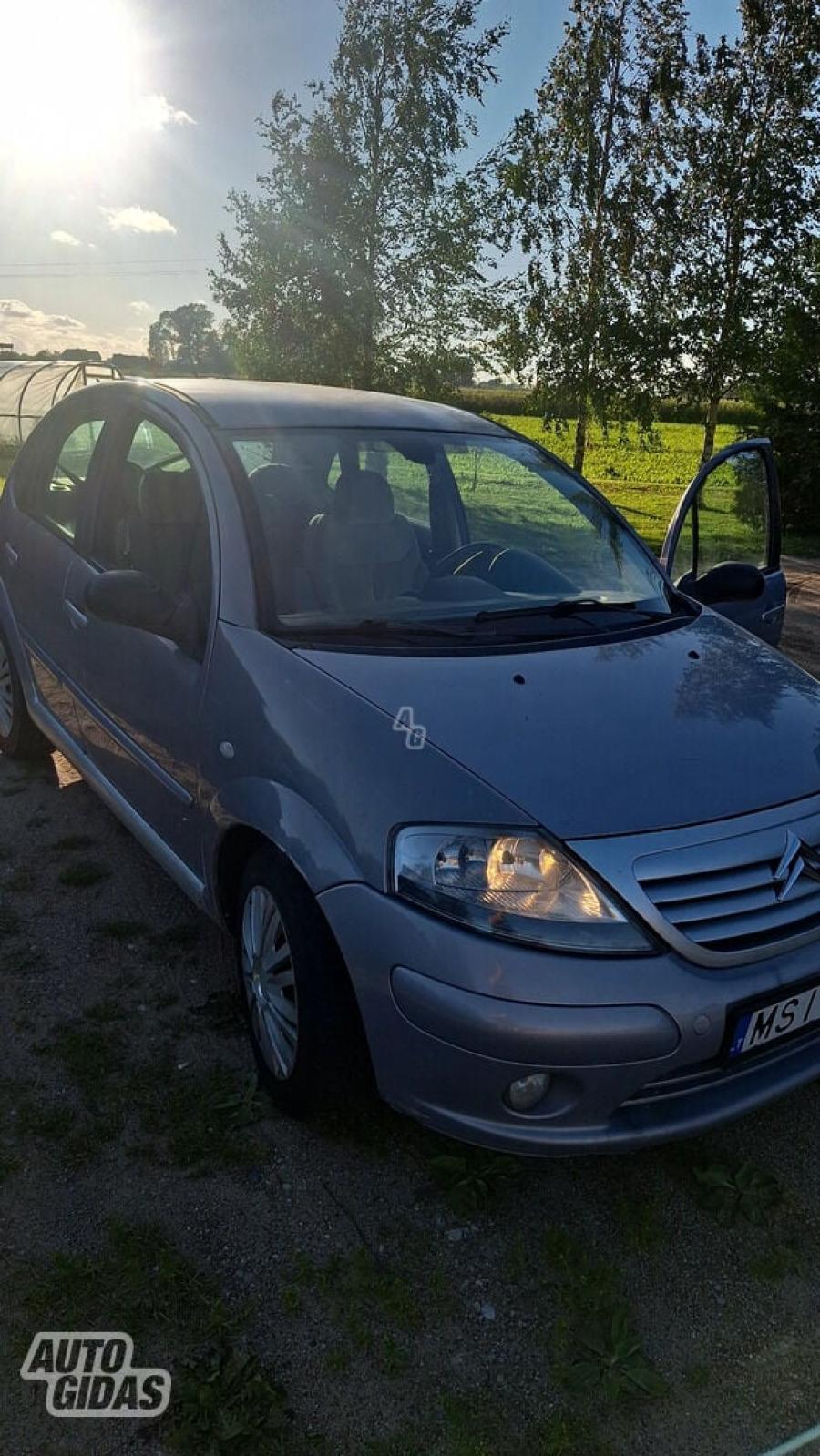 Grey Citroen C3 2002 in Sakiai, with an engine capacity of 1.40 L and mileage of 334 thousand km for 850 €, photo 1 on AUTOMOTO.COM.LV