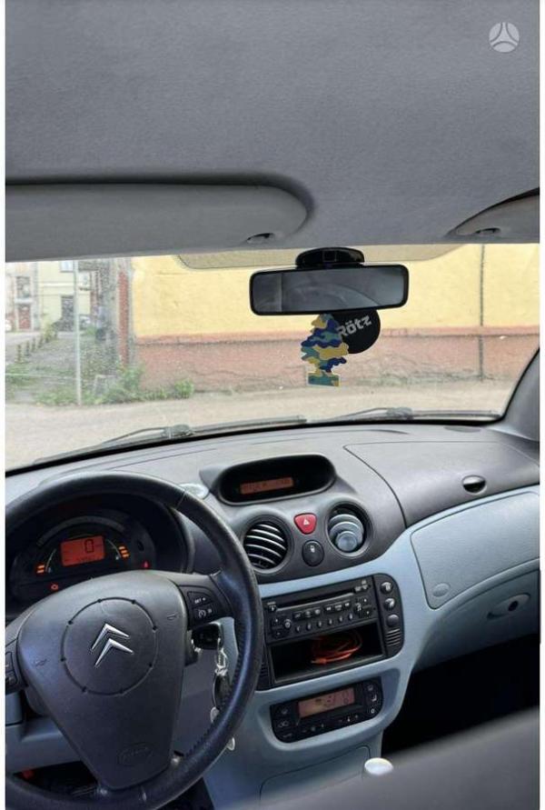 Grey Citroen C3 2002 in Kaunas, with an engine capacity of 1.36 L and mileage of 160 thousand km for 950 €, photo 10 on AUTOMOTO.COM.LV
