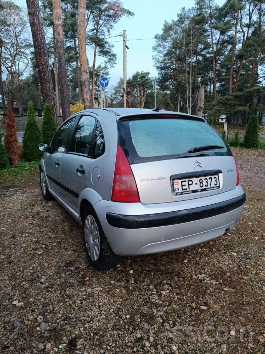 Grey Citroen C3 2002 in Riga, with an engine capacity of 1.60 L and mileage of 200 thousand km for 1050 €, photo 3 on AUTOMOTO.COM.LV