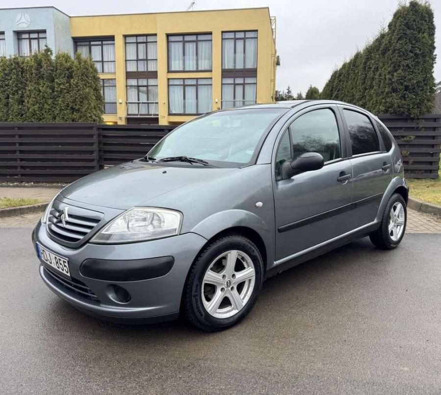 Pelēks Citroen C3 2004 Viļņa, ar dzinēja tilpumu 1.36 L un nobraukumu 177 tūkst. km par 1850 €, foto 1 vietnē AUTOMOTO.COM.LV