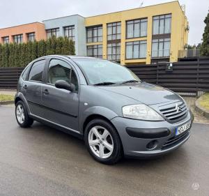 Pelēks Citroen C3 2004 Viļņa, ar dzinēja tilpumu 1.36 L un nobraukumu 177 tūkst. km par 1850 €, foto 2 vietnē AUTOMOTO.COM.LV