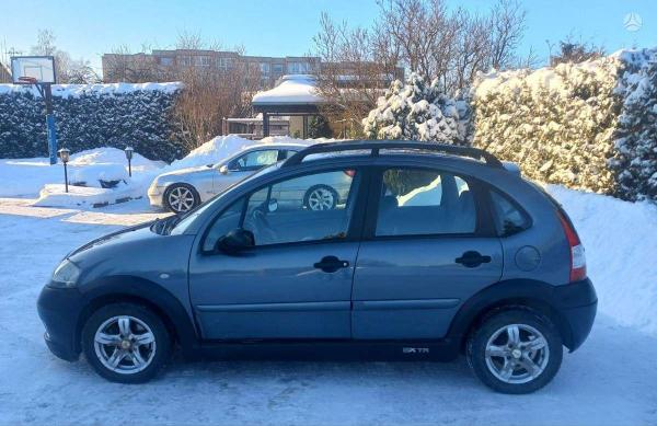 Pelēks Citroen C3 2004 Šauļi, ar dzinēja tilpumu 1.36 L un nobraukumu 151 tūkst. km par 1750 €, foto 2 vietnē AUTOMOTO.COM.LV