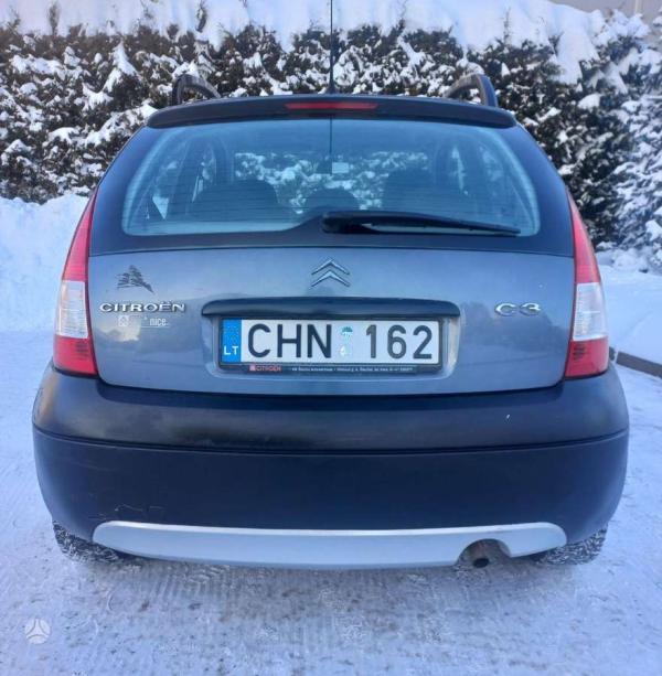 Pelēks Citroen C3 2004 Šauļi, ar dzinēja tilpumu 1.36 L un nobraukumu 151 tūkst. km par 1750 €, foto 4 vietnē AUTOMOTO.COM.LV