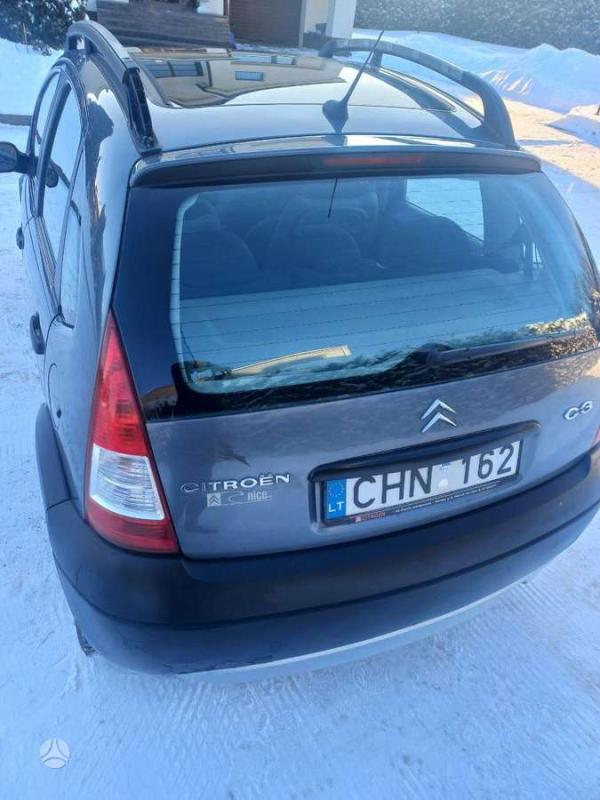 Pelēks Citroen C3 2004 Šauļi, ar dzinēja tilpumu 1.36 L un nobraukumu 151 tūkst. km par 1750 €, foto 6 vietnē AUTOMOTO.COM.LV