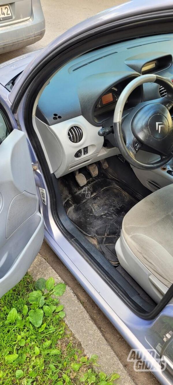 Pelēks Citroen C3 2004 Kauņa, ar dzinēja tilpumu 1.40 L un nobraukumu 226 tūkst. km par 599 €, foto 7 vietnē AUTOMOTO.COM.LV