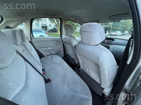 Grey Citroen C3 2004 in Liepaja, with an engine capacity of 1.40 L and mileage of 180 thousand km for 500 €, photo 5 on AUTOMOTO.COM.LV