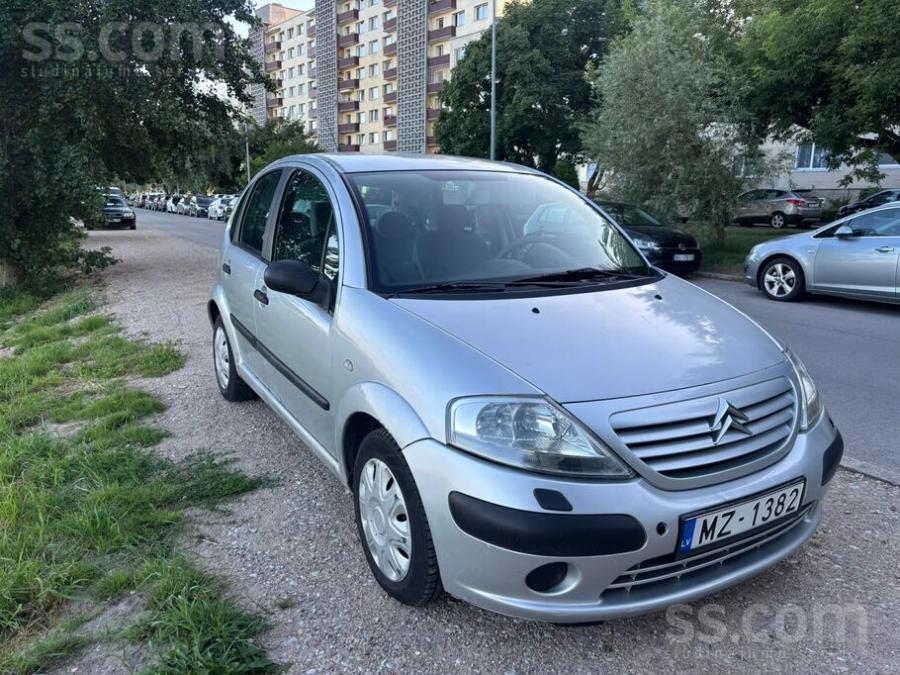 Pelēks Citroen C3 2004 Liepāja, ar dzinēja tilpumu 1.40 L un nobraukumu 180 tūkst. km par 500 €, foto 1 vietnē AUTOMOTO.COM.LV