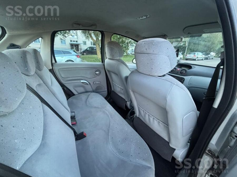 Pelēks Citroen C3 2004 Liepāja, ar dzinēja tilpumu 1.40 L un nobraukumu 180 tūkst. km par 500 €, foto 6 vietnē AUTOMOTO.COM.LV