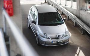 Grey Citroen C3 2004 in Vilnius, with an engine capacity of 1.36 L and mileage of 143 thousand km for 1450 €, photo  on AUTOMOTO.COM.LV