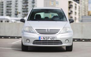 Pelēks Citroen C3 2004 Viļņa, ar dzinēja tilpumu 1.36 L un nobraukumu 143 tūkst. km par 1450 €, foto 12 vietnē AUTOMOTO.COM.LV