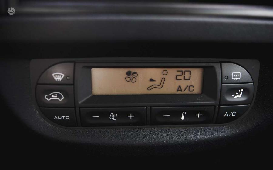 Pelēks Citroen C3 2004 Viļņa, ar dzinēja tilpumu 1.36 L un nobraukumu 143 tūkst. km par 1450 €, foto 21 vietnē AUTOMOTO.COM.LV