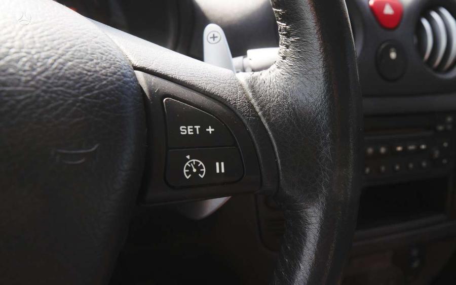 Pelēks Citroen C3 2004 Viļņa, ar dzinēja tilpumu 1.36 L un nobraukumu 143 tūkst. km par 1450 €, foto 29 vietnē AUTOMOTO.COM.LV