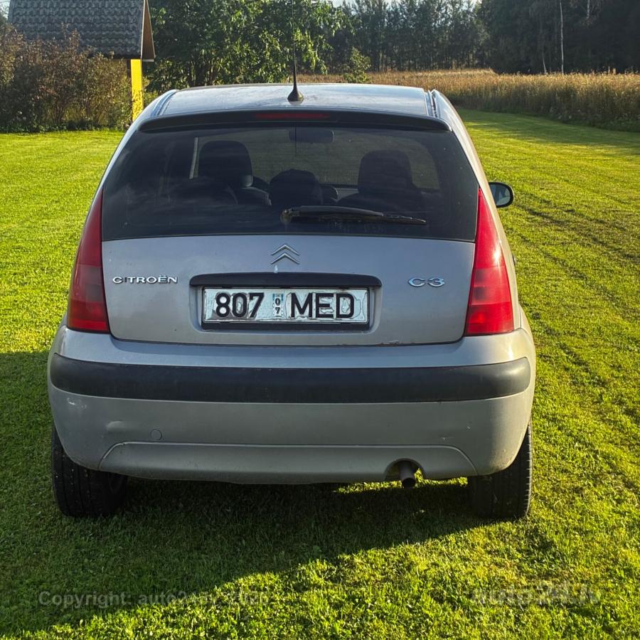 Pelēks Citroen C3 2004 Tallina, ar dzinēja tilpumu 1.40 L un nobraukumu 200 tūkst. km par 500 €, foto 4 vietnē AUTOMOTO.COM.LV