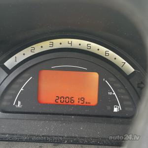 Pelēks Citroen C3 2004 Tallina, ar dzinēja tilpumu 1.40 L un nobraukumu 200 tūkst. km par 500 €, foto 6 vietnē AUTOMOTO.COM.LV
