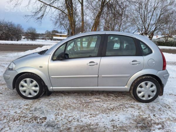 Grey Citroen C3 2005 in Valmiera, with an engine capacity of 1.40 L and mileage of 212 thousand km for 1200 €, photo 2 on AUTOMOTO.COM.LV