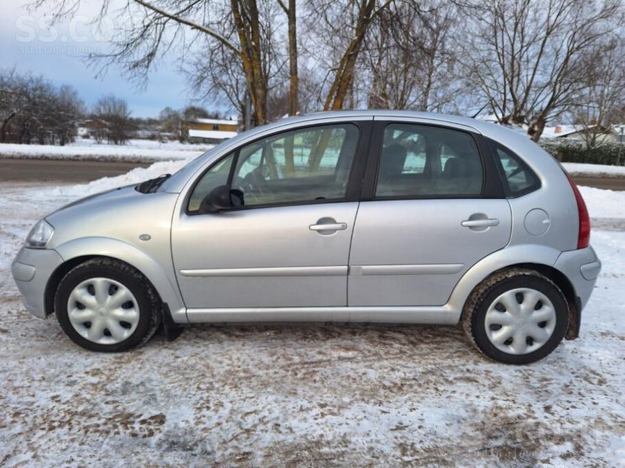 Grey Citroen C3 2005 in Valmiera, with an engine capacity of 1.40 L and mileage of 212 thousand km for 1200 €, photo 2 on AUTOMOTO.COM.LV