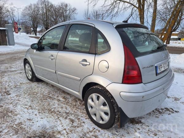 Grey Citroen C3 2005 in Valmiera, with an engine capacity of 1.40 L and mileage of 212 thousand km for 1200 €, photo 3 on AUTOMOTO.COM.LV