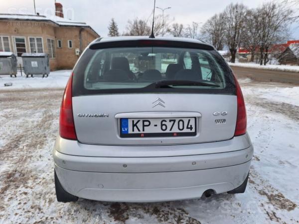 Grey Citroen C3 2005 in Valmiera, with an engine capacity of 1.40 L and mileage of 212 thousand km for 1200 €, photo 4 on AUTOMOTO.COM.LV
