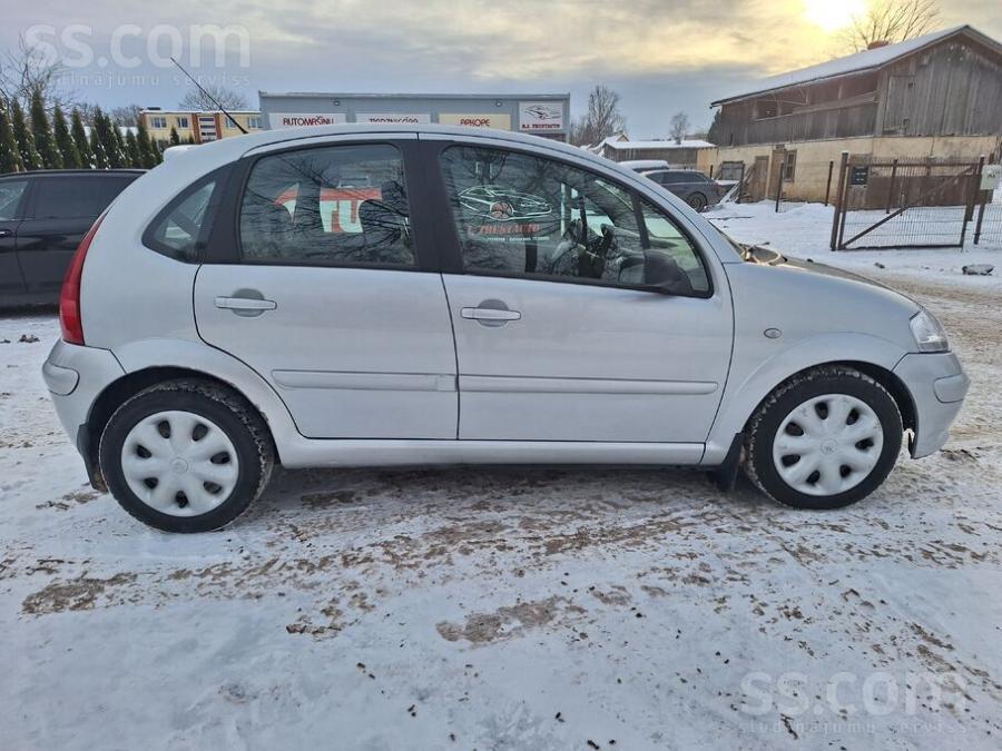 Grey Citroen C3 2005 in Valmiera, with an engine capacity of 1.40 L and mileage of 212 thousand km for 1200 €, photo 6 on AUTOMOTO.COM.LV
