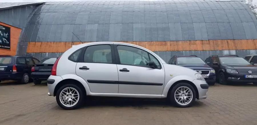 Grey Citroen C3 2005 in Valmiera, with an engine capacity of 1.40 L and mileage of 204 thousand km for 1550 €, photo 3 on AUTOMOTO.COM.LV