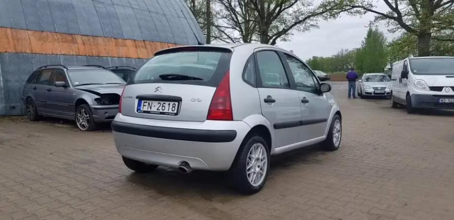 Grey Citroen C3 2005 in Valmiera, with an engine capacity of 1.40 L and mileage of 204 thousand km for 1550 €, photo 4 on AUTOMOTO.COM.LV