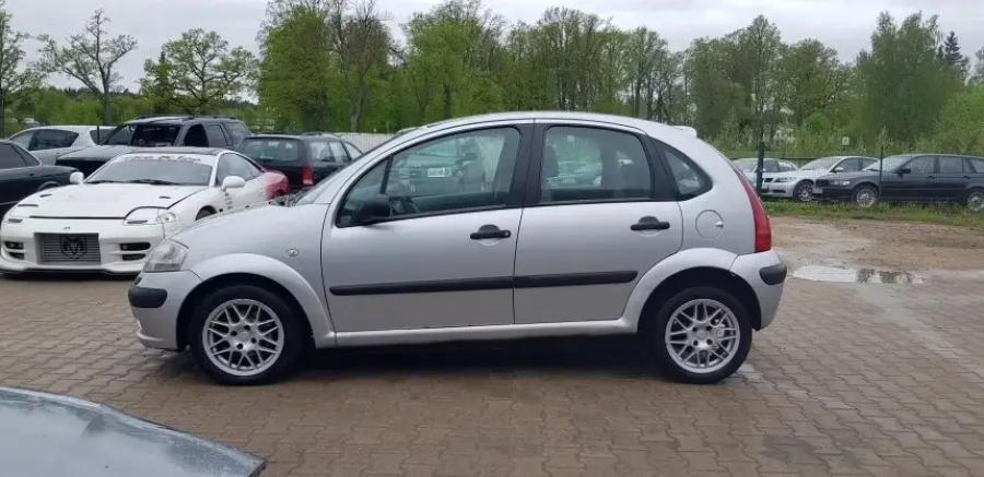 Grey Citroen C3 2005 in Valmiera, with an engine capacity of 1.40 L and mileage of 204 thousand km for 1550 €, photo 7 on AUTOMOTO.COM.LV