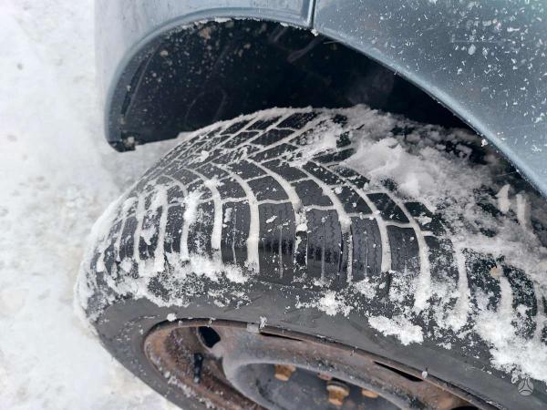 Grey Citroen C3 2006 in Marijampole, with an engine capacity of 1.40 L and mileage of 127 thousand km for 2000 €, photo 8 on AUTOMOTO.COM.LV