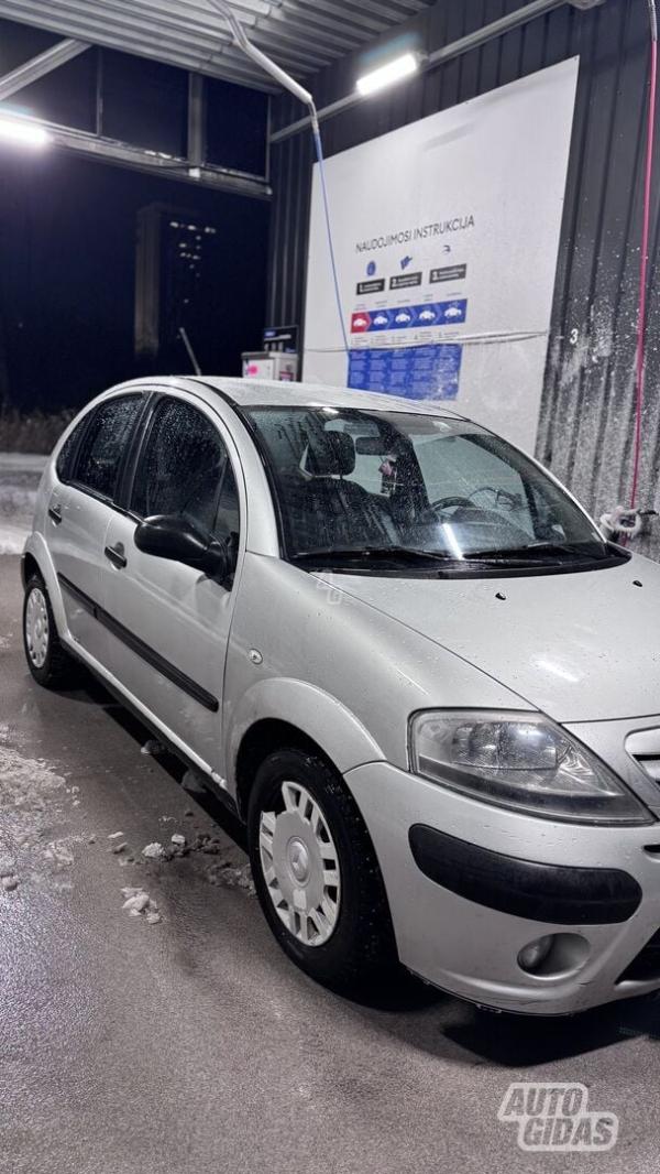 Pelēks Citroen C3 2007 Viļņa, ar dzinēja tilpumu 1.40 L un nobraukumu 203 tūkst. km par 850 €, foto 4 vietnē AUTOMOTO.COM.LV