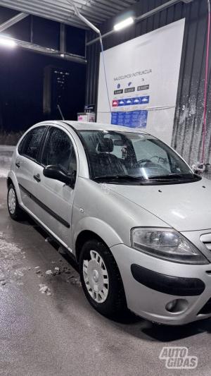 Pelēks Citroen C3 2007 Viļņa, ar dzinēja tilpumu 1.40 L un nobraukumu 203 tūkst. km par 850 €, foto 4 vietnē AUTOMOTO.COM.LV