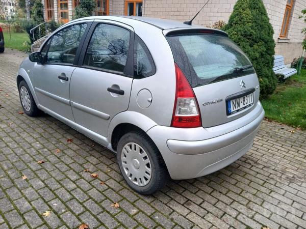 Grey Citroen C3 2008 in Riga, with an engine capacity of 1.40 L and mileage of 130 thousand km for 1800 €, photo 4 on AUTOMOTO.COM.LV