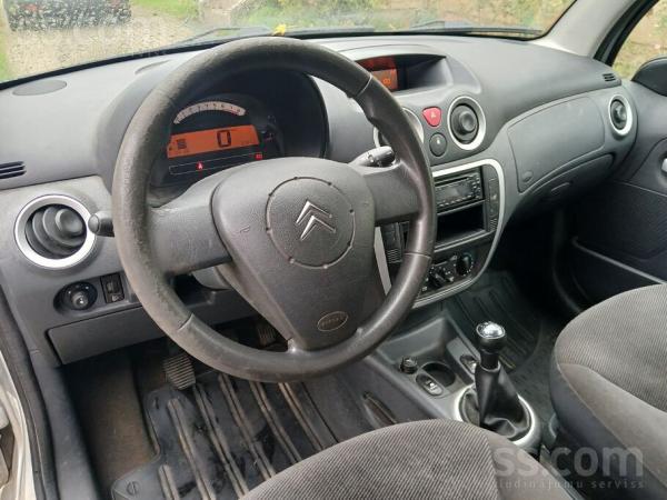 Grey Citroen C3 2008 in Riga, with an engine capacity of 1.40 L and mileage of 130 thousand km for 1800 €, photo 5 on AUTOMOTO.COM.LV