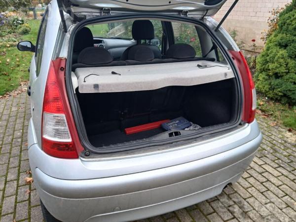 Grey Citroen C3 2008 in Riga, with an engine capacity of 1.40 L and mileage of 130 thousand km for 1800 €, photo 6 on AUTOMOTO.COM.LV