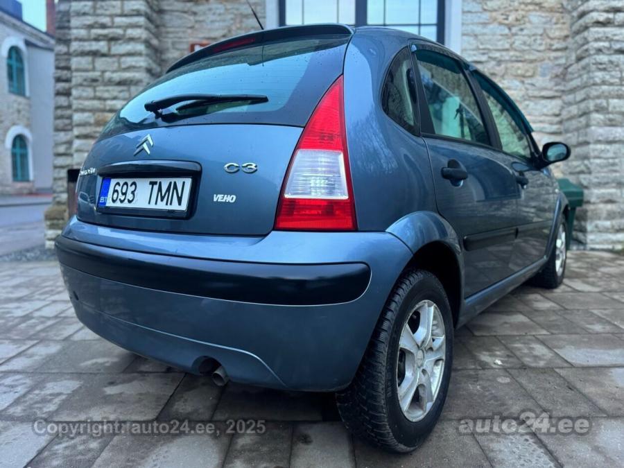 Pelēks Citroen C3 2009 Tallina, ar dzinēja tilpumu 1.60 L un nobraukumu 74 tūkst. km par 1499 €, foto 3 vietnē AUTOMOTO.COM.LV