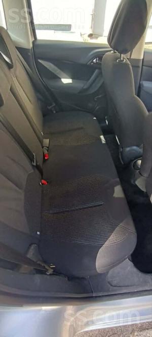 Grey Citroen C3 2010 in Daugavpils, with an engine capacity of 1.40 L and mileage of 224 thousand km for 1800 €, photo 5 on AUTOMOTO.COM.LV